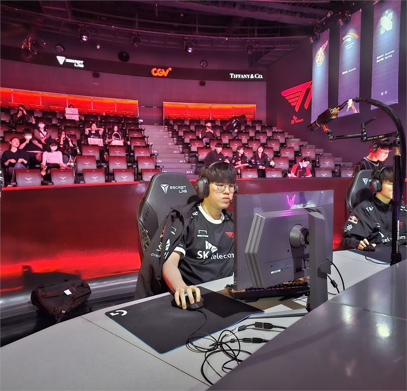 [LCK PO] 압도적 T1, 3세트 승리…승자전까지 한 걸음