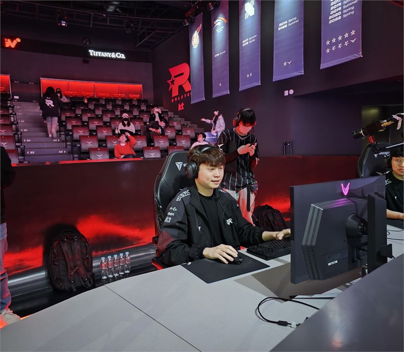 [LCK PO] KT, 베이가 비디디 앞세워 1세트 승리